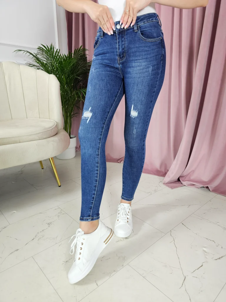 Spodnie jeansowe ciemne z dziurami MSARA - Strefa Jeansu